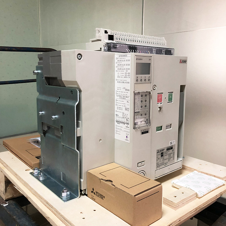 三菱空气开关AE1600-SW 3P 1600A抽出式固定式万能框架断路器-阿里巴巴