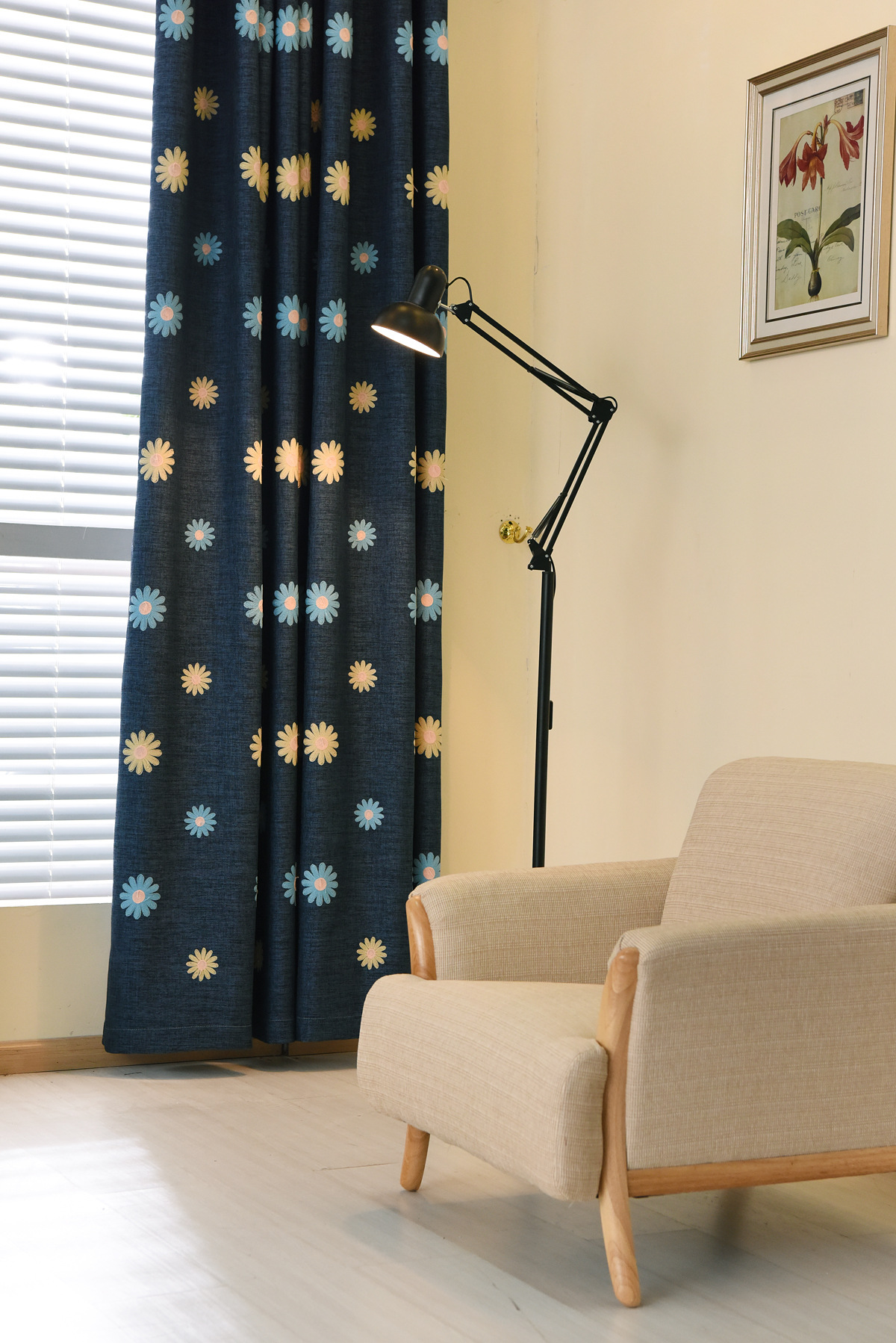 窗帘布艺现代简约麻布绣花太阳花遮光客厅卧室厂家批发虾皮亚马逊采购价格、怎么样、行情市场-CCEE选品中心