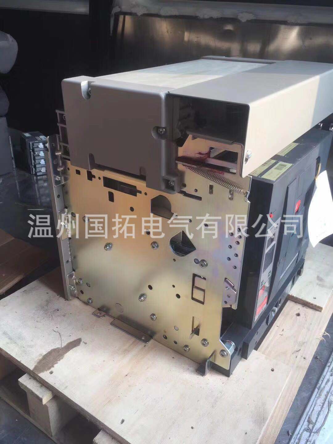 施耐德原装正品万能式断路器MT08N1 800a 3P4p框架智能空气主开关-阿里巴巴