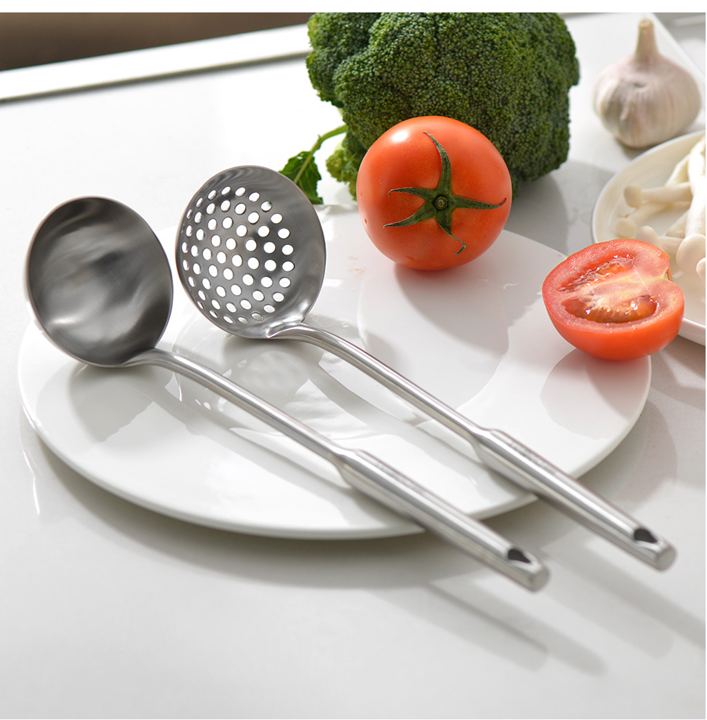 304 stainless steel spoon hot pot soup spoon leaky spoon hollow handle ...