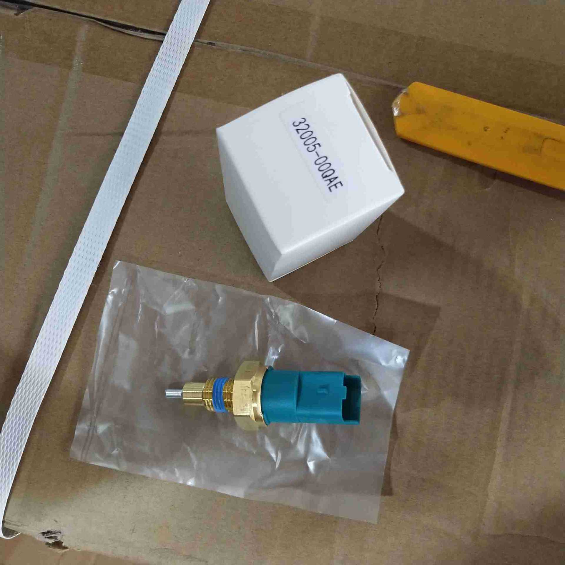 倒车灯开关 适用于尼桑 雷诺 32005-00QAE reverse light switch-阿里巴巴