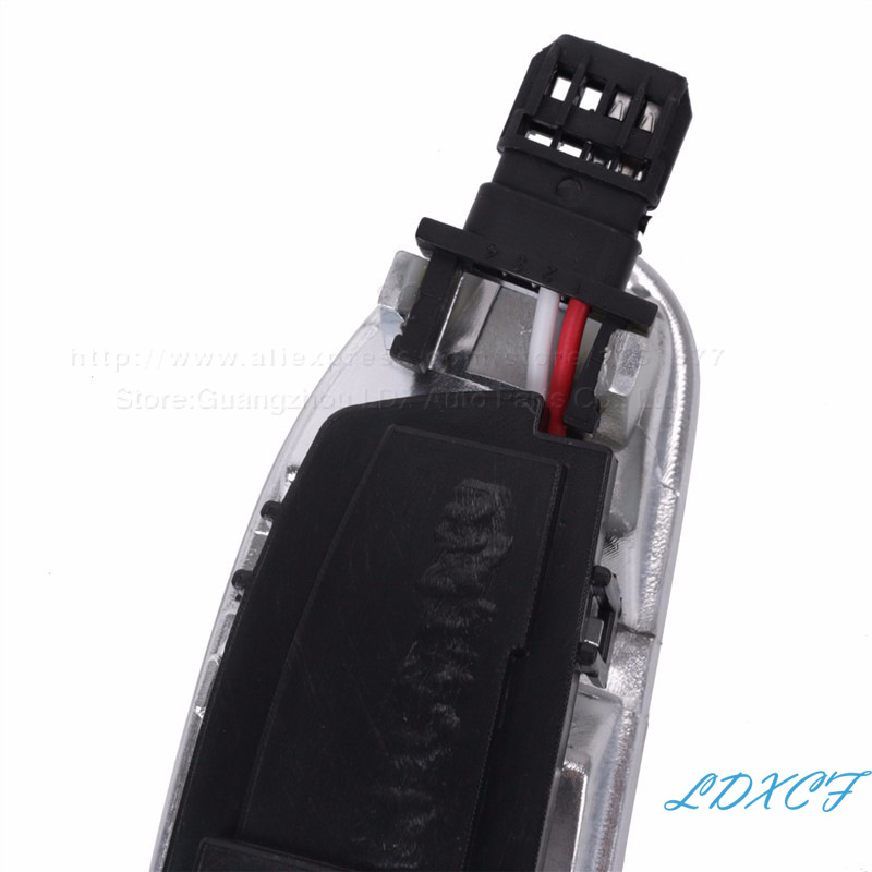 适用于98-05年奔驰S级W220倒车镜转向灯 后视镜信号灯 2208200521-阿里巴巴