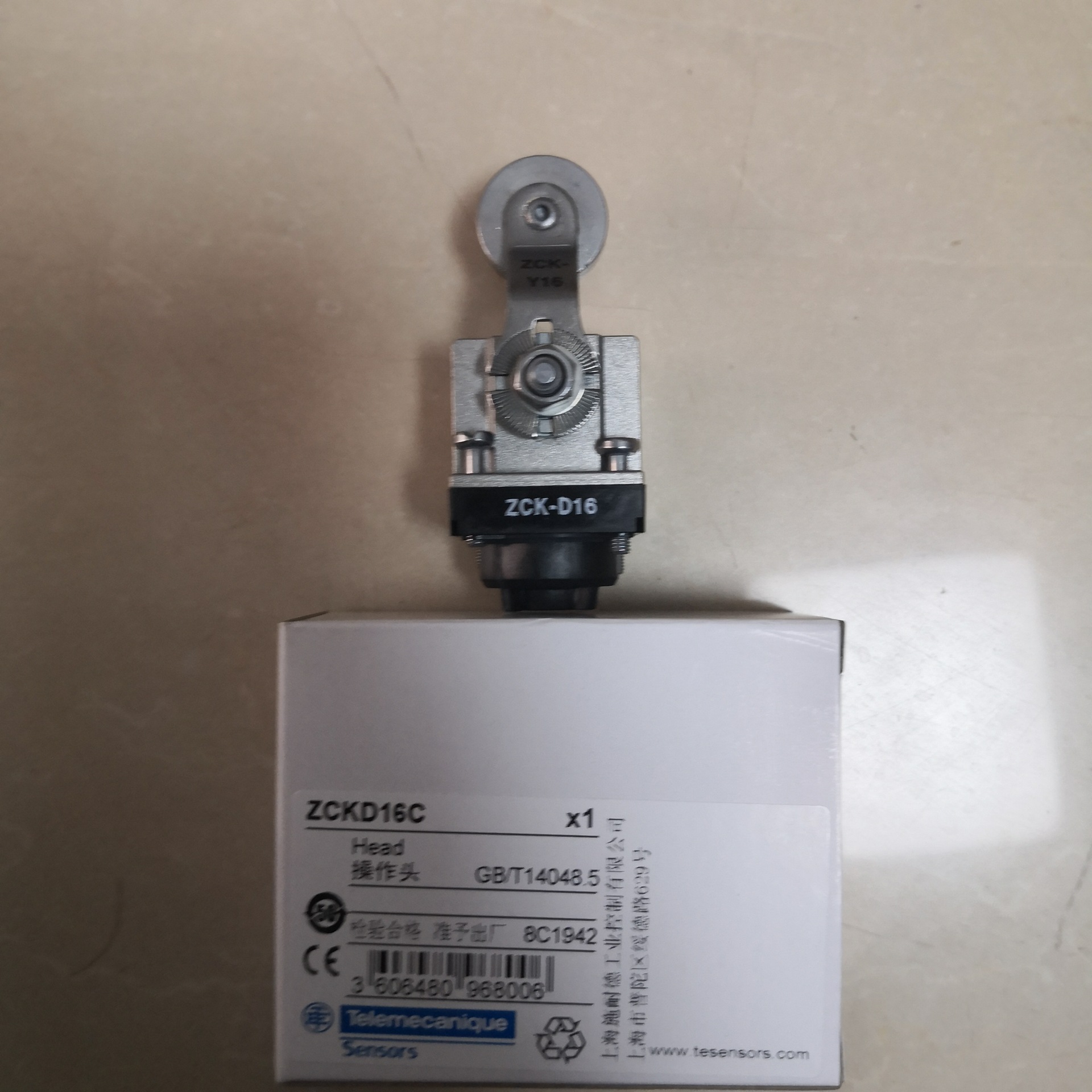 ZCMD21L2限位开关原装正品现货库存保修一年-阿里巴巴