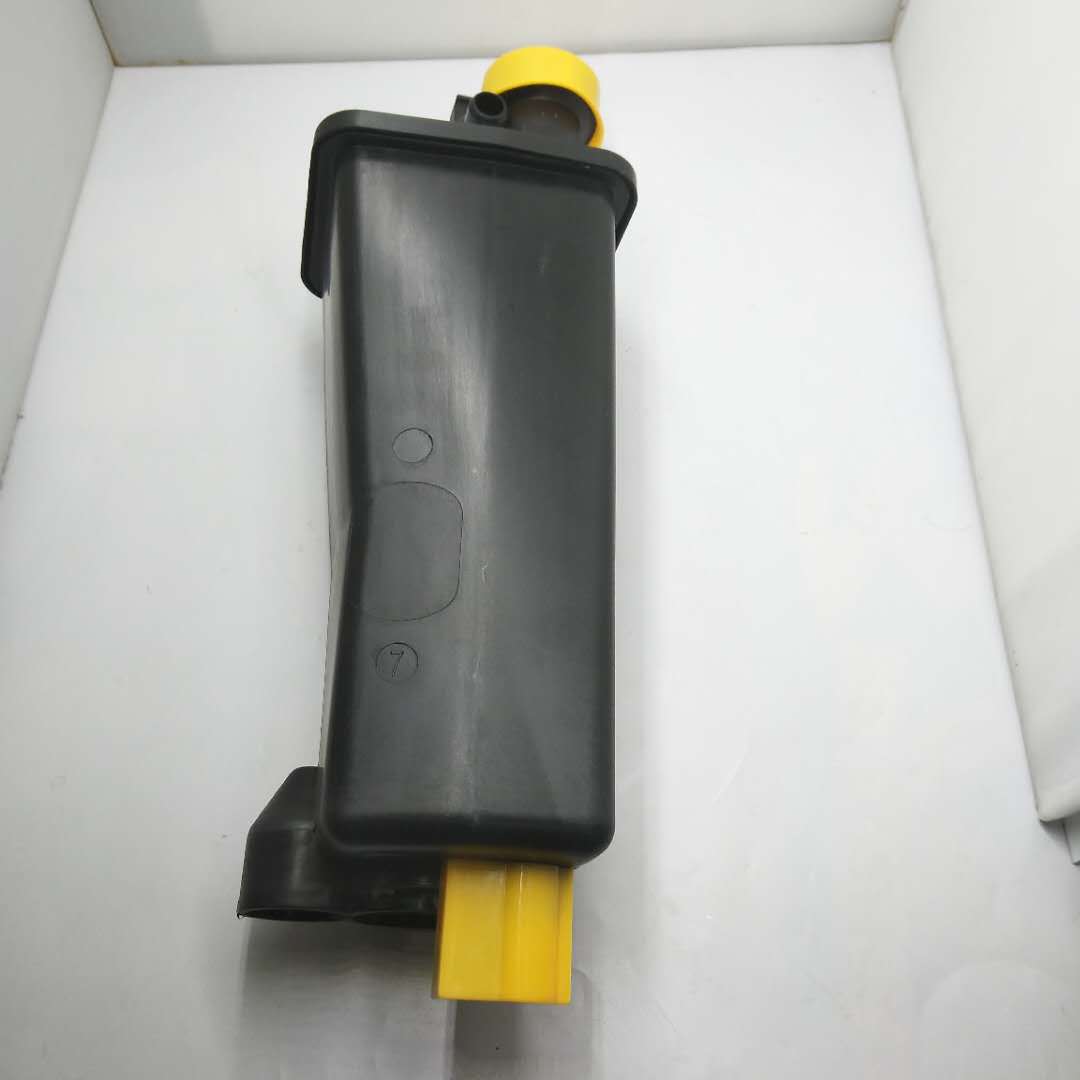 膨胀水壶 副水箱 适用于宝马3系e46 冷却水壶 17137787040 批发-阿里巴巴