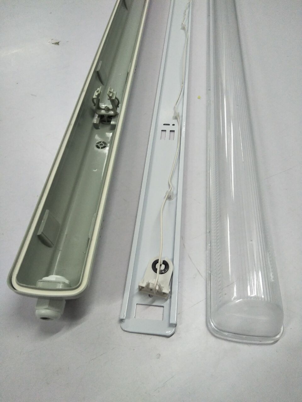 t81.2米双管三防灯外壳套件 防水、防尘、防腐18W led线条灯外壳-阿里巴巴
