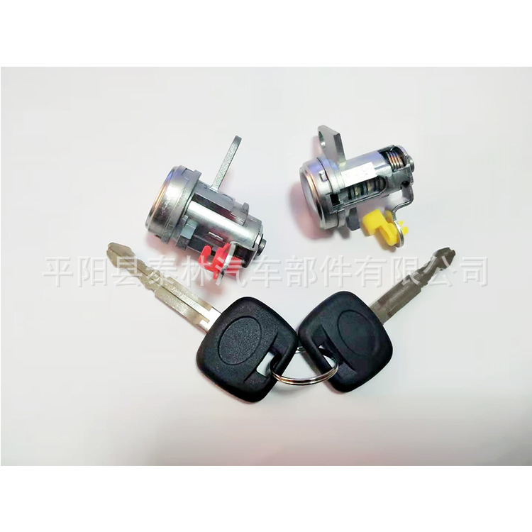 适用于丰田COROLLA AE110 车DOOR LOCK 69051-12340 69052-12360-阿里巴巴