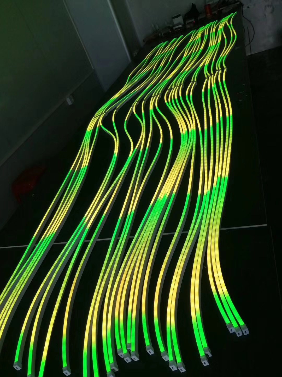 LED幻彩霓虹灯条 硅胶挤出灯条灯带 可编程霓虹灯条 512幻彩灯带-阿里巴巴
