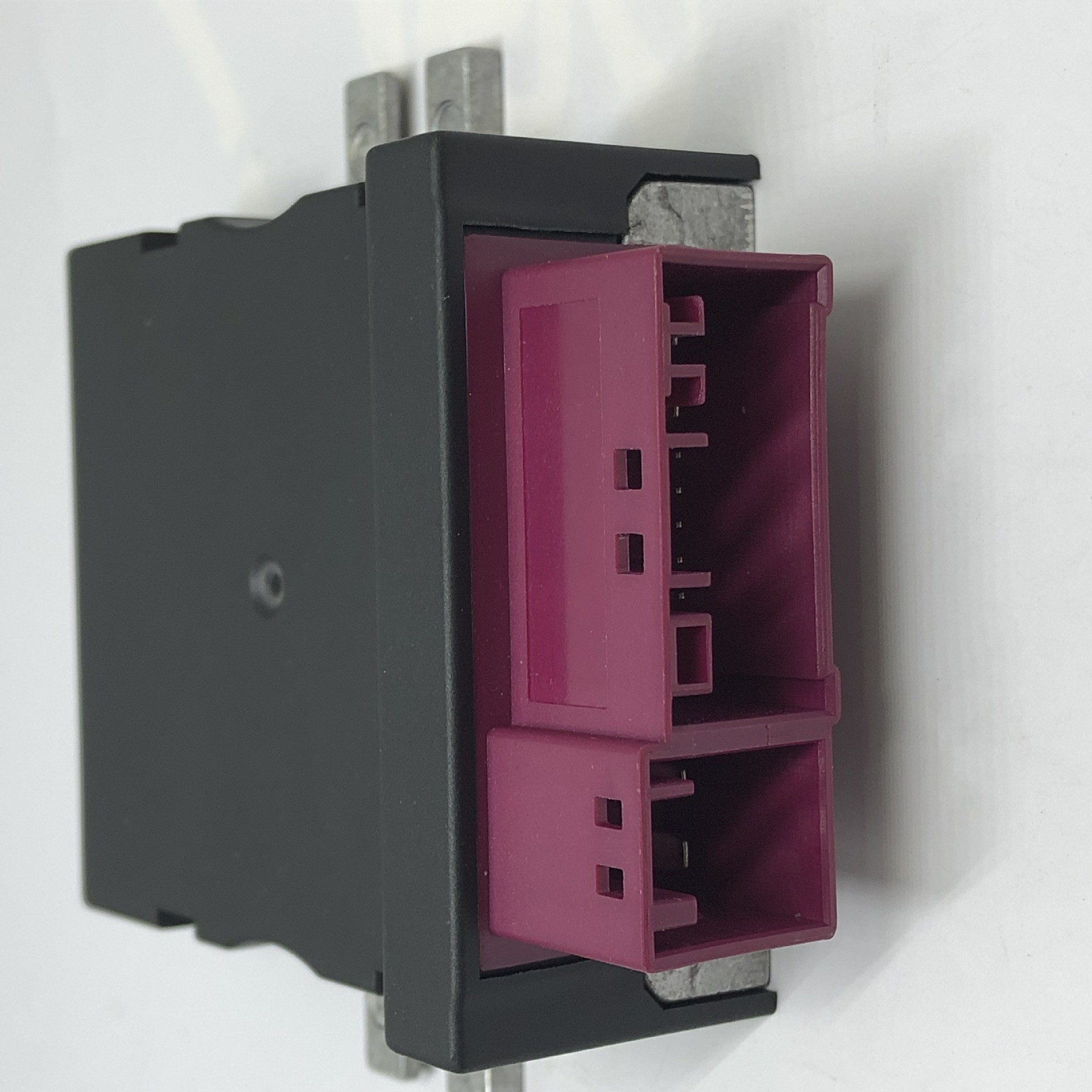 适用于宝马X3 F25 5系F07F10/F11燃油泵电脑 16147276073-阿里巴巴