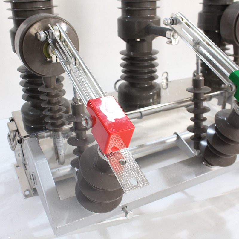 真空断路器ZW32-12G/630A手动带隔离10KV柱上开关户外高压断路器-阿里巴巴