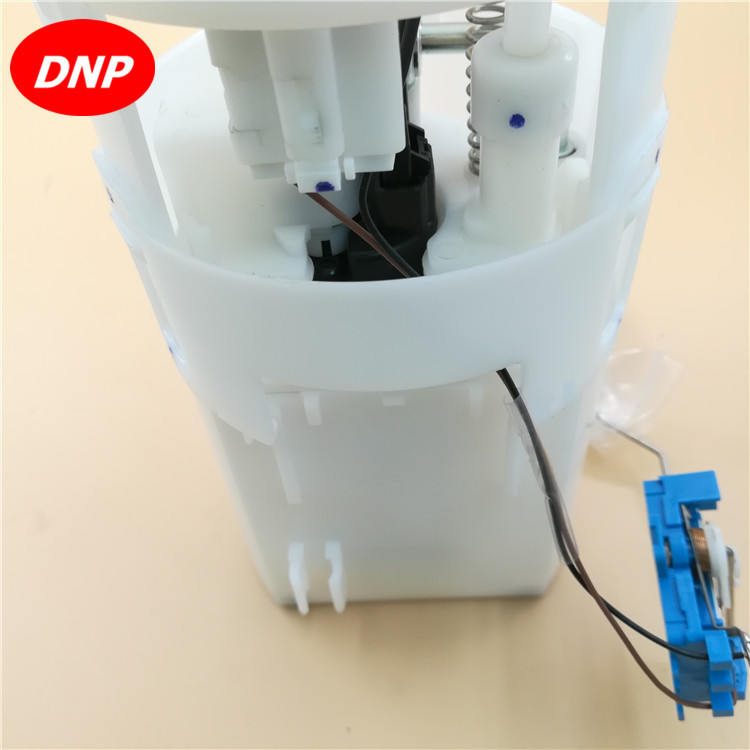 适用于日产玛驰Almera汽油泵总成17040-95F0B,27510-31100-阿里巴巴