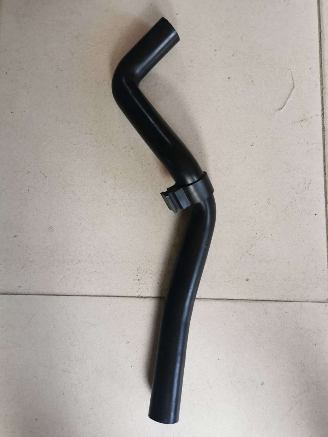 2045010982.2711410783现货奔宝车散热器软管、通风管-阿里巴巴