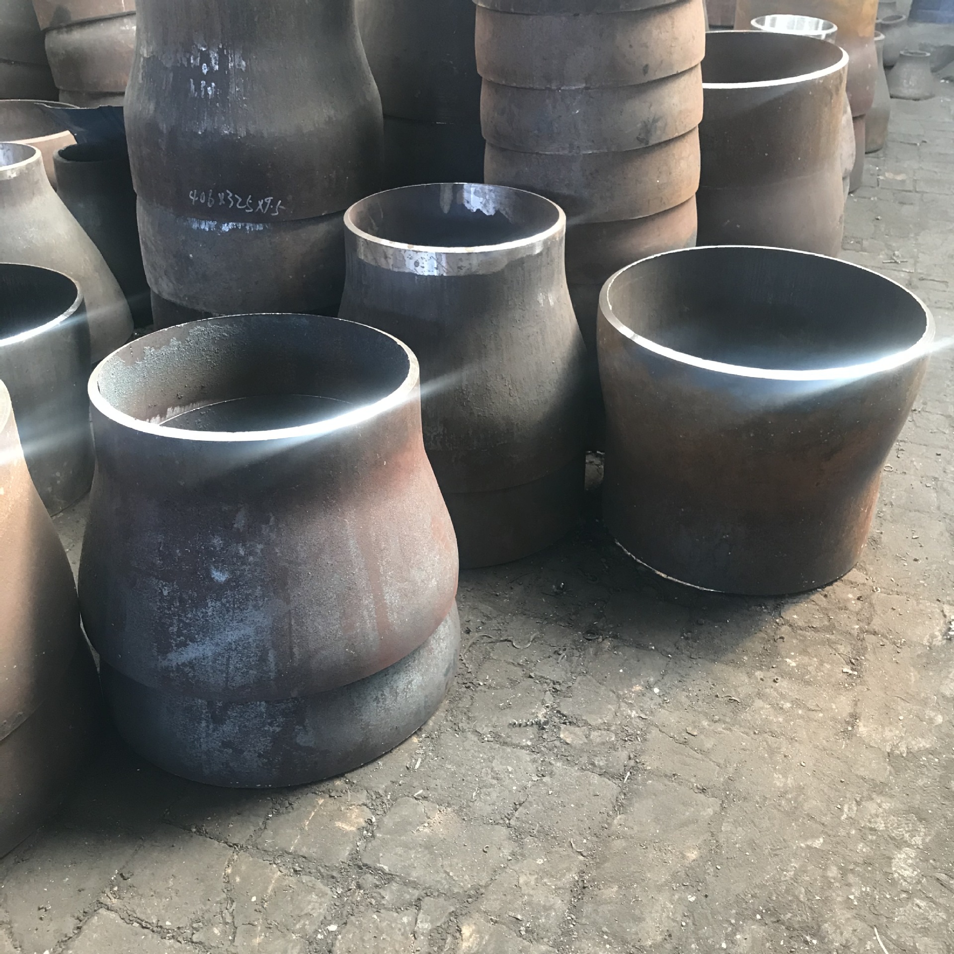 12Cr1MOvG /15CrMOG 无缝同心偏心大小头异径管DN400*300*250*200-阿里巴巴