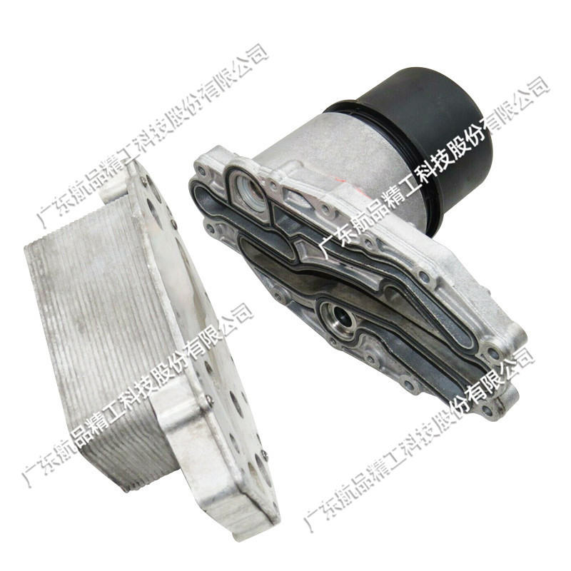 适用雪铁龙捷豹路虎机油滤清器座总成带油冷 LR040738 LR061969-阿里巴巴