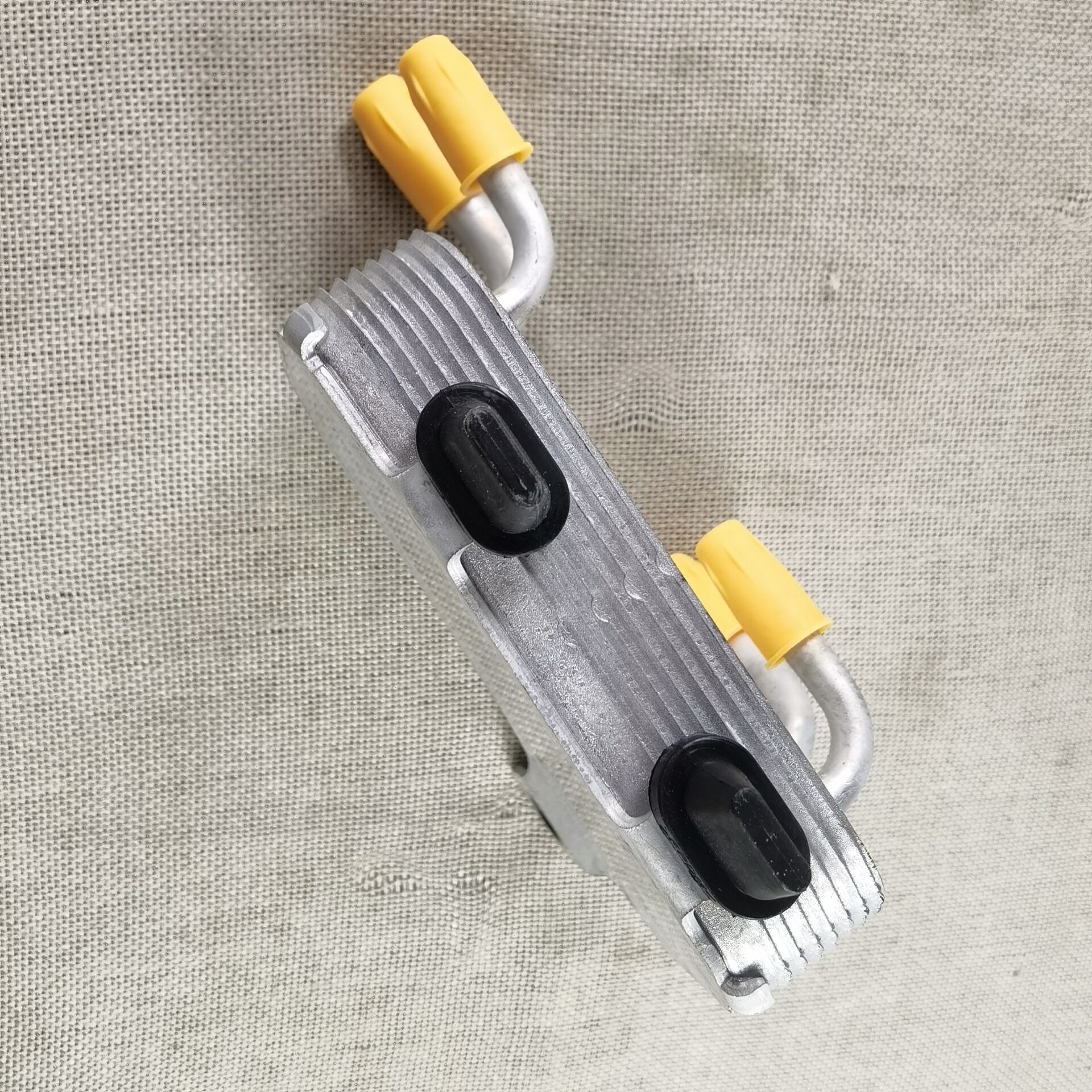 汽车机油冷却器 PIB500052 LR031827-阿里巴巴