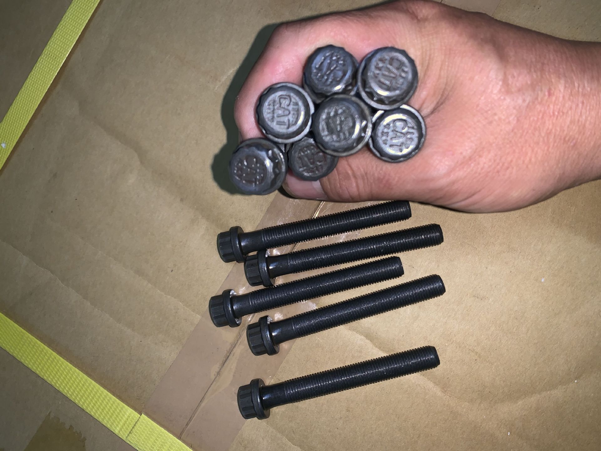 卡特彼勒C18柴油发动机连杆螺丝213-3217 2133217-阿里巴巴