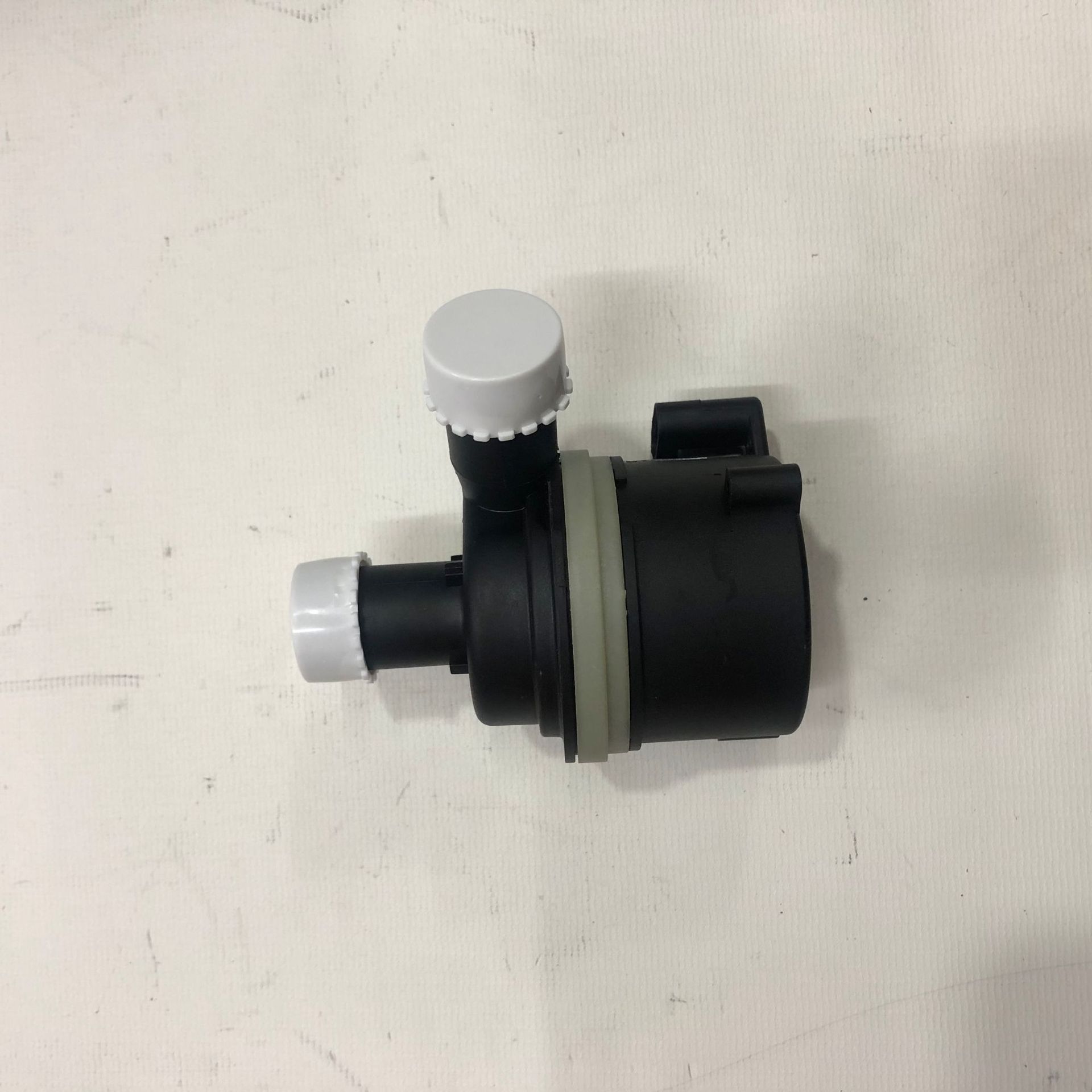 广州汽车配件批发 辅助水泵防冻液冷却液适用奥迪A3 059121012B-阿里巴巴
