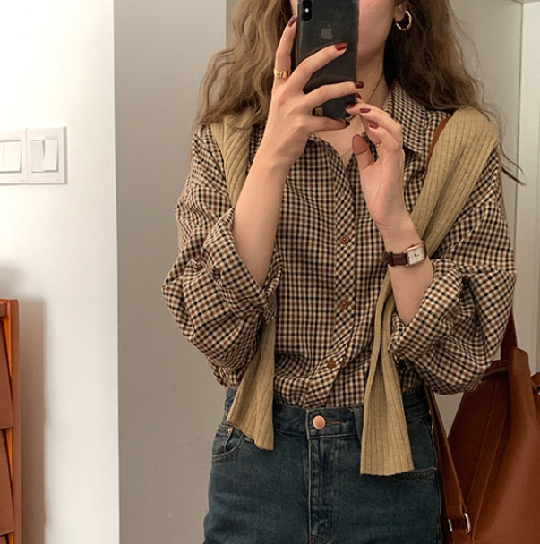 im向自制 复古格子衬衫女2024秋季新款韩版棕色宽松长袖打底衬衣-阿里巴巴