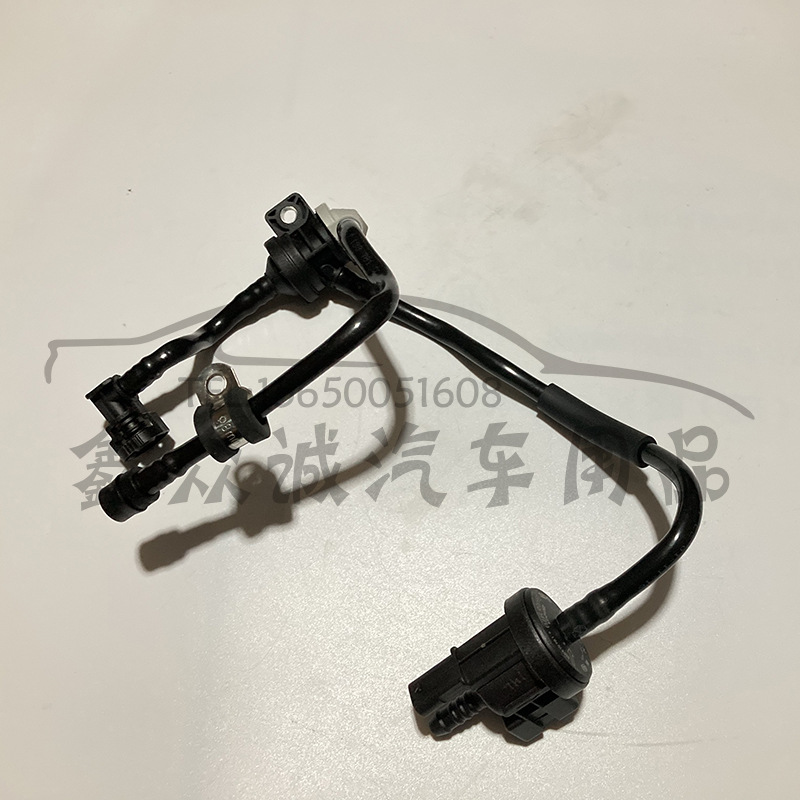 适用于新帕迈腾途观速腾碳罐电磁阀总成06H906517B 06H 906 517B-阿里巴巴
