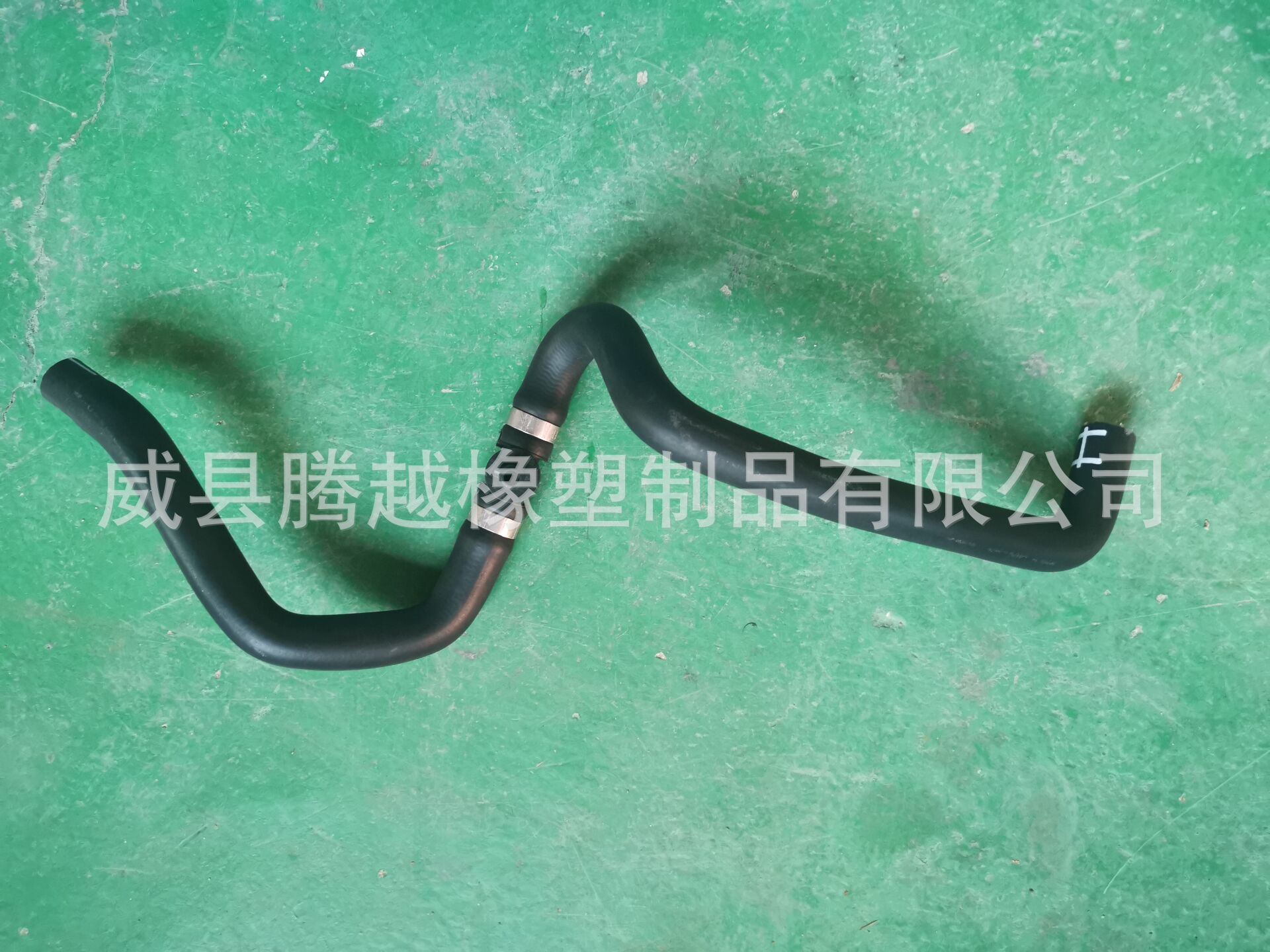 2712002452.2712001352 奔宝驰马水管废气管通风管增压器胶管-阿里巴巴