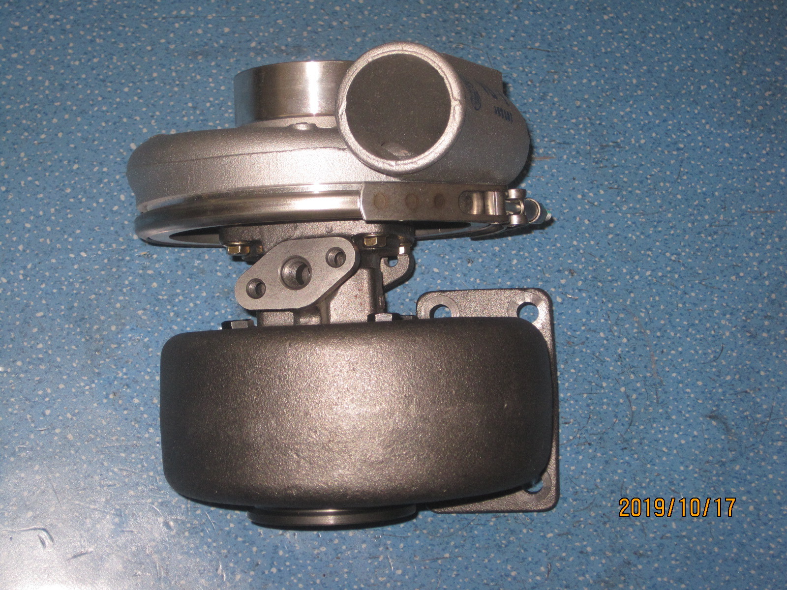 东增厂家供应 H1C涡轮增压器 总成号3522778；匹配4BT 6BTA发动机-阿里巴巴