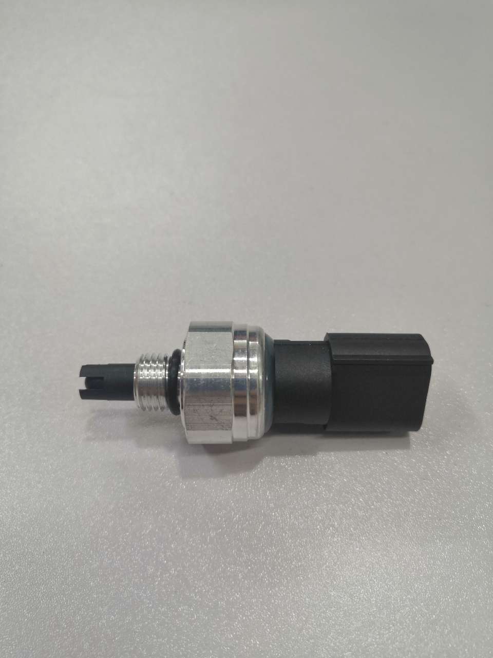 适用于梅塞德斯-奔驰VALEO 空调压力传感器2038211592汽车传感器-阿里巴巴