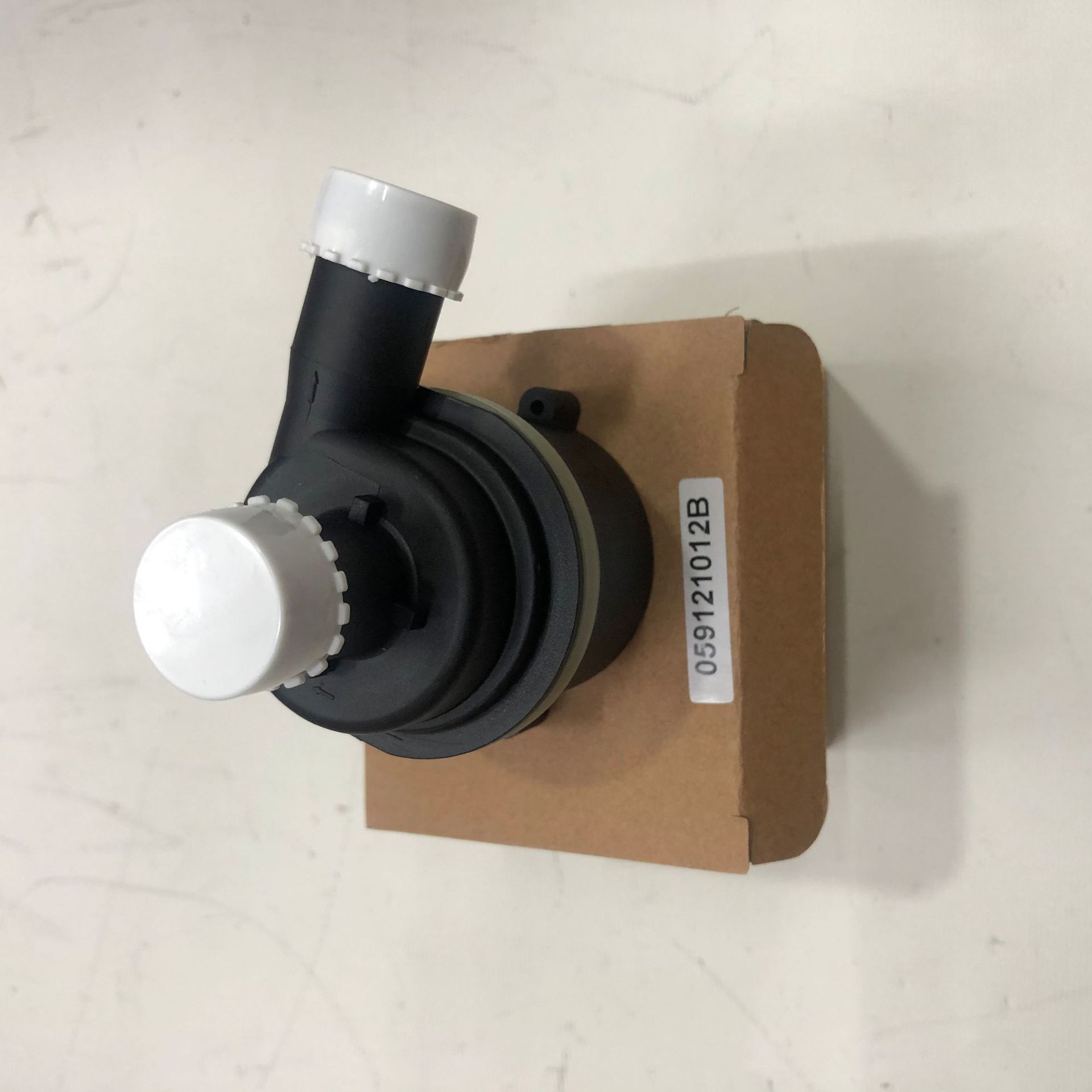 辅助水泵 适用奥迪A3A6Q7 059121012B 辅助冷却液泵-阿里巴巴