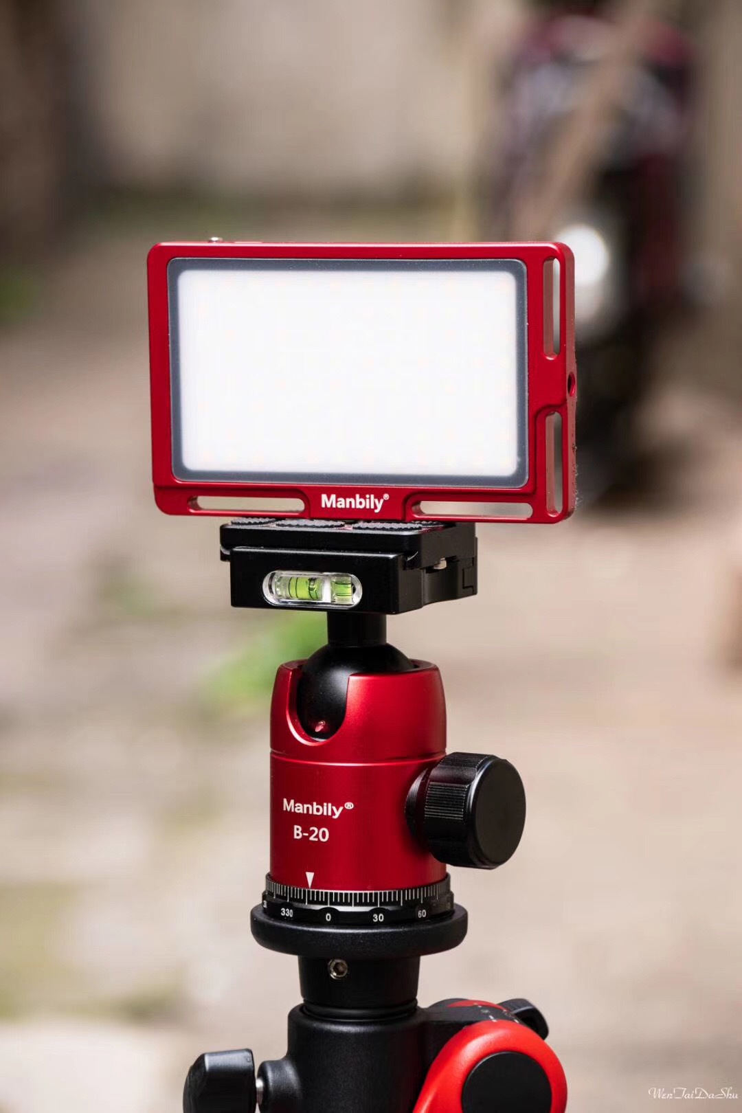 Manbily曼比利 MFL-03单反OLED补光灯口袋便携补光灯户外手机摄影-阿里巴巴