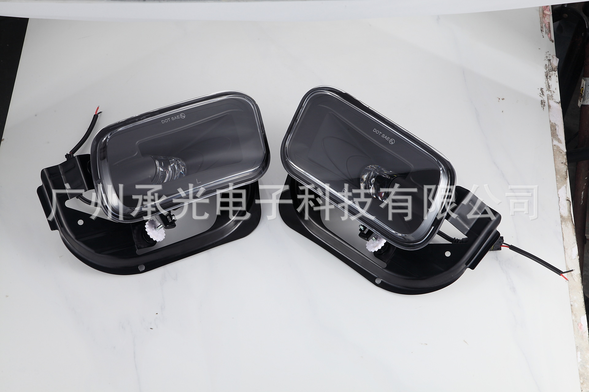 适用道奇灯 LED前杠灯 汽车改装专用雾灯For Dodge Ram 2013-2018-阿里巴巴