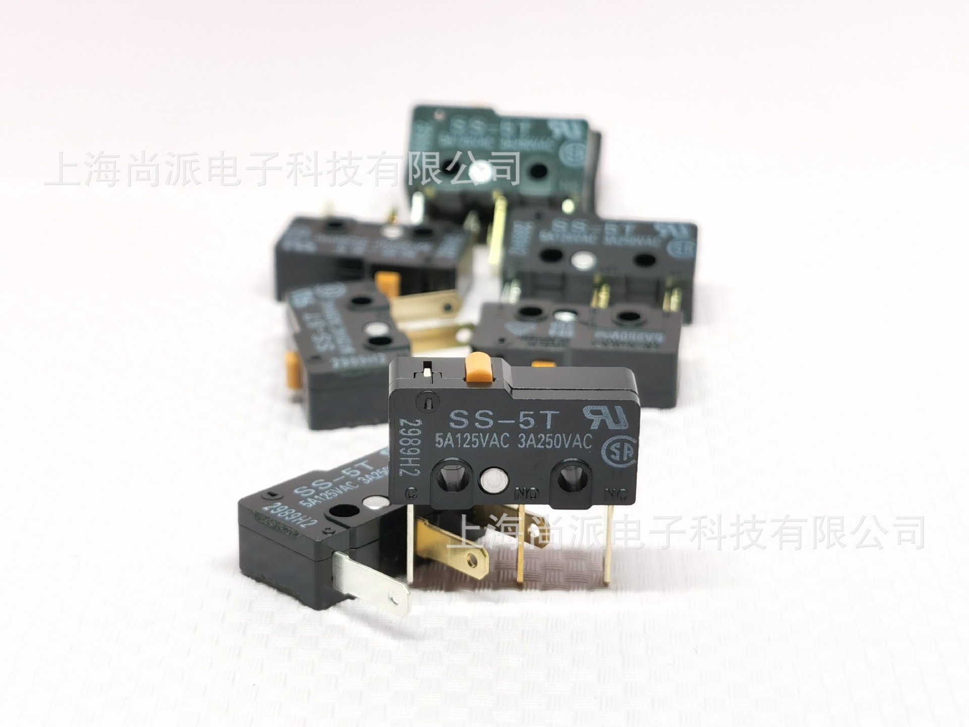 SS-5-F微动开关3脚5A轻力度全新印尼进口原装正品现货-阿里巴巴