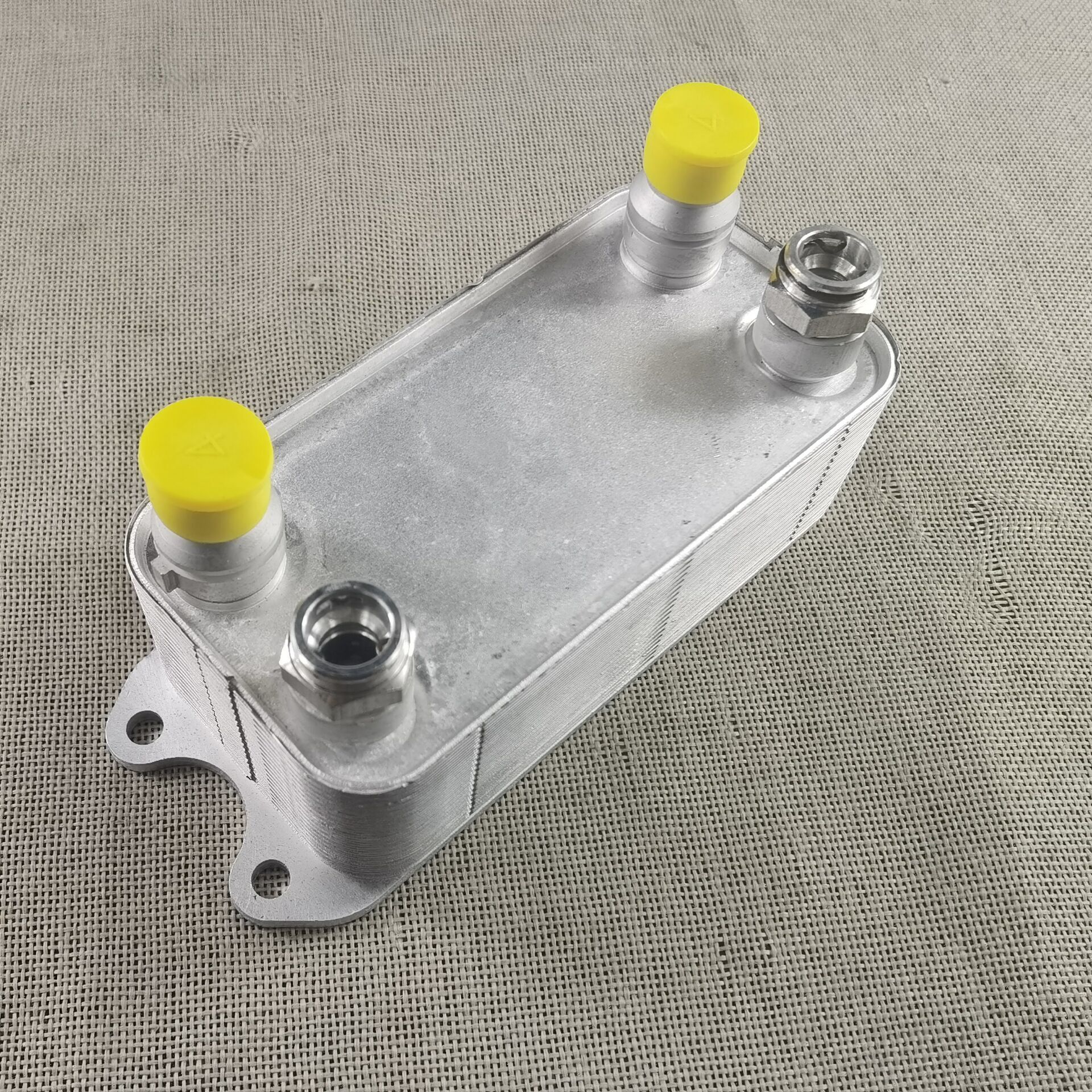 机油冷器散热器冷却器 0995002300 0995001100 A0995002300-阿里巴巴