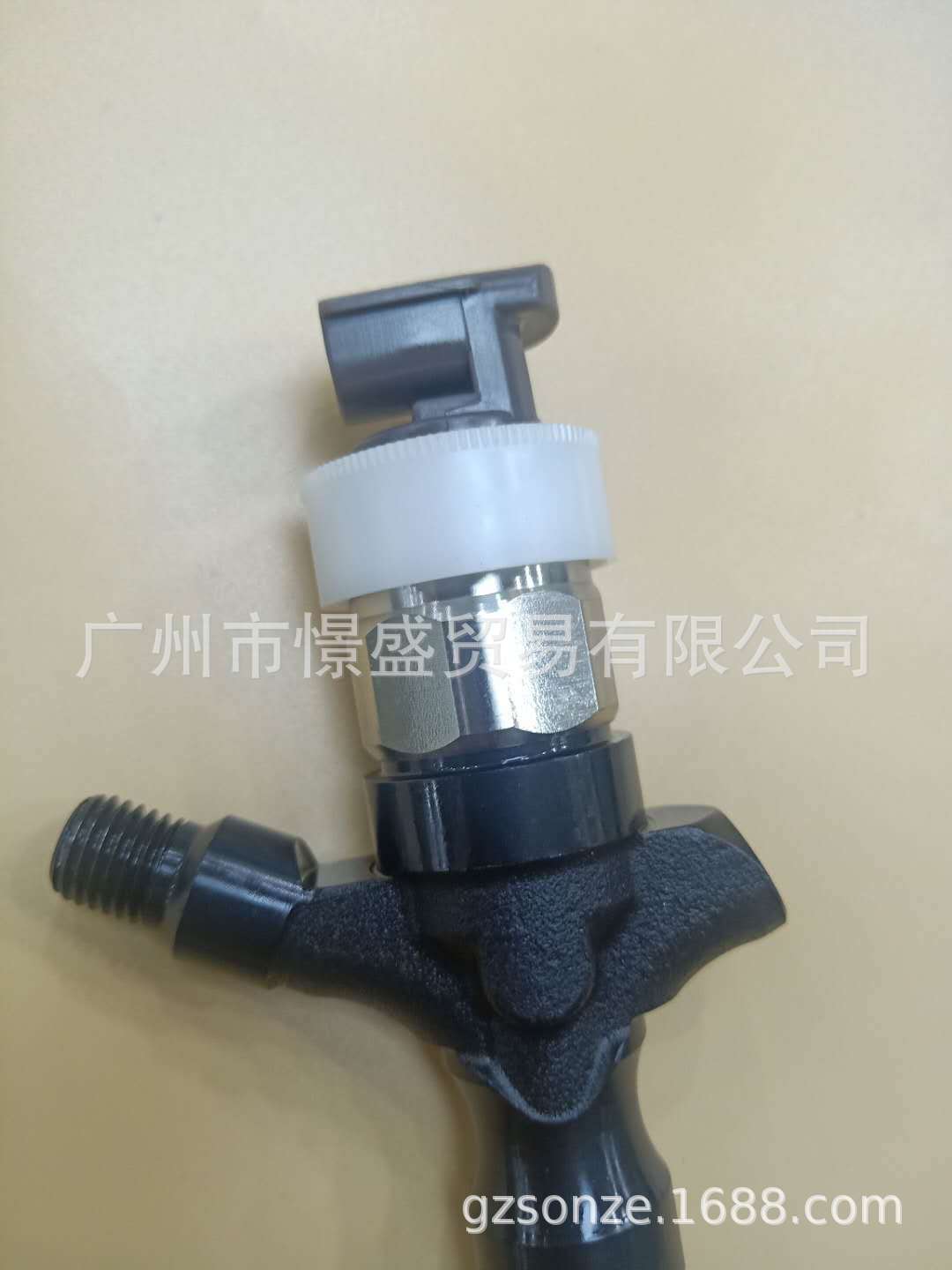 23670-09360 喷油嘴总成适用于海拉克斯 2KDFTV-阿里巴巴