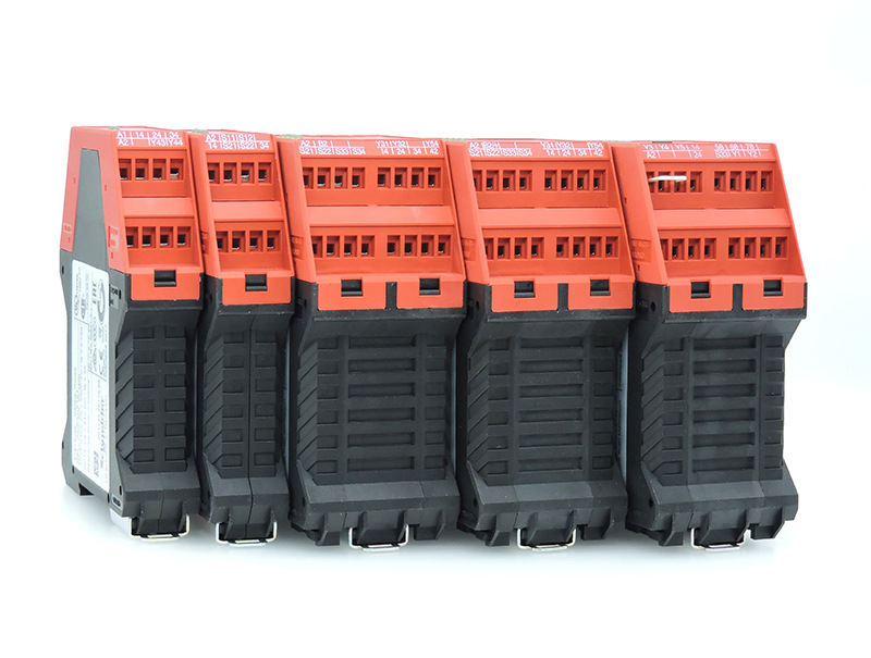 【施耐德原装正品】XPSAC5121 安全继电器 XPS-AC5121-阿里巴巴