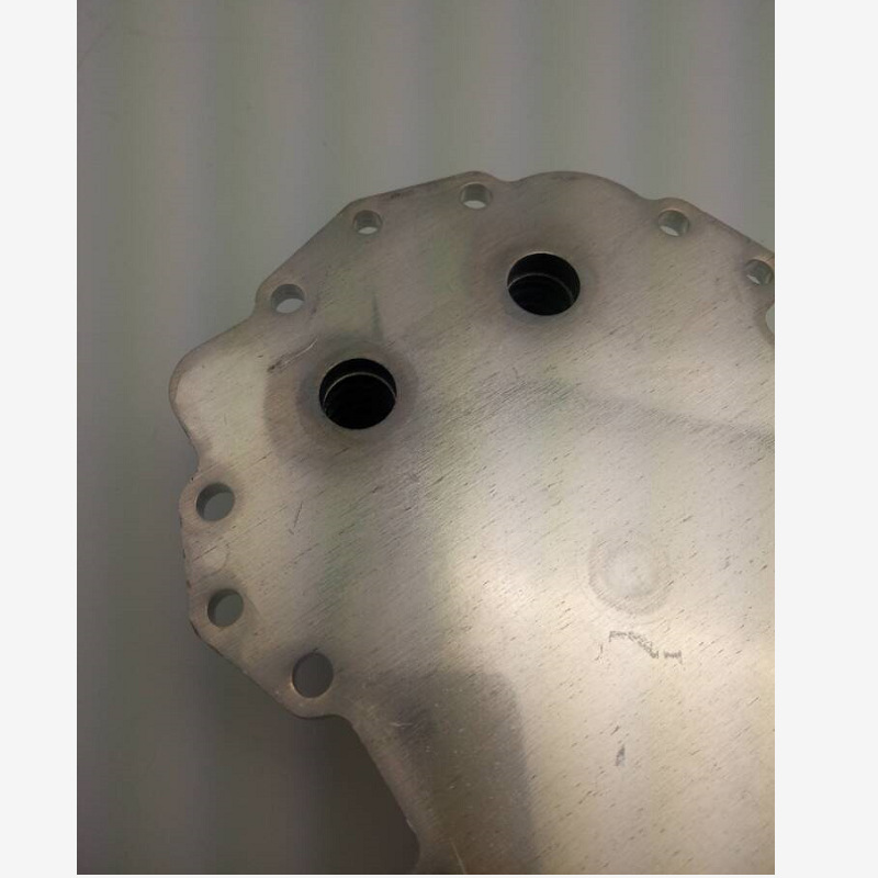 适用于路虎YL-OC00821 厚汽车油冷器全新配件/LR039821-阿里巴巴