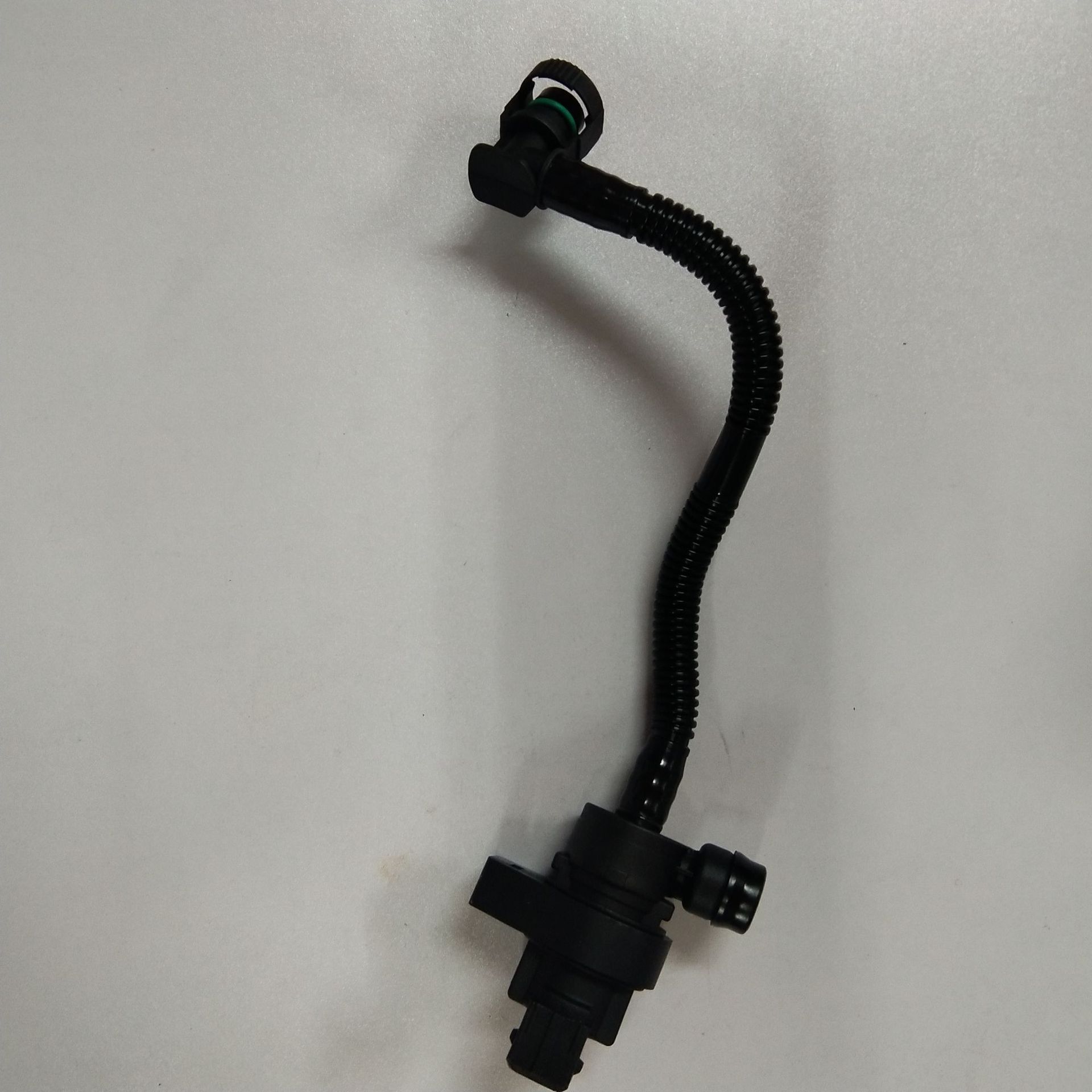 燃油箱排气阀适用于宝马E60 E66跨境专供配件一件代发13907537113-阿里巴巴