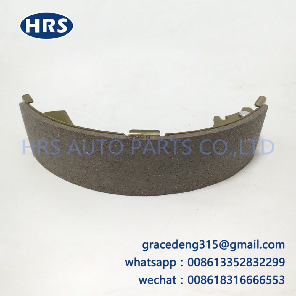 04495-60070适用于丰田兰德酷路泽陆地巡洋舰HZJ79皮卡后刹车蹄片-阿里巴巴