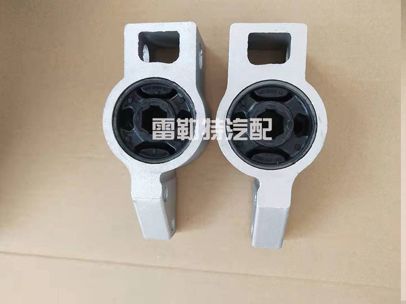 适用于大众悬挂下摆臂三角臂铝座1K0199231J 1K0199232J-阿里巴巴