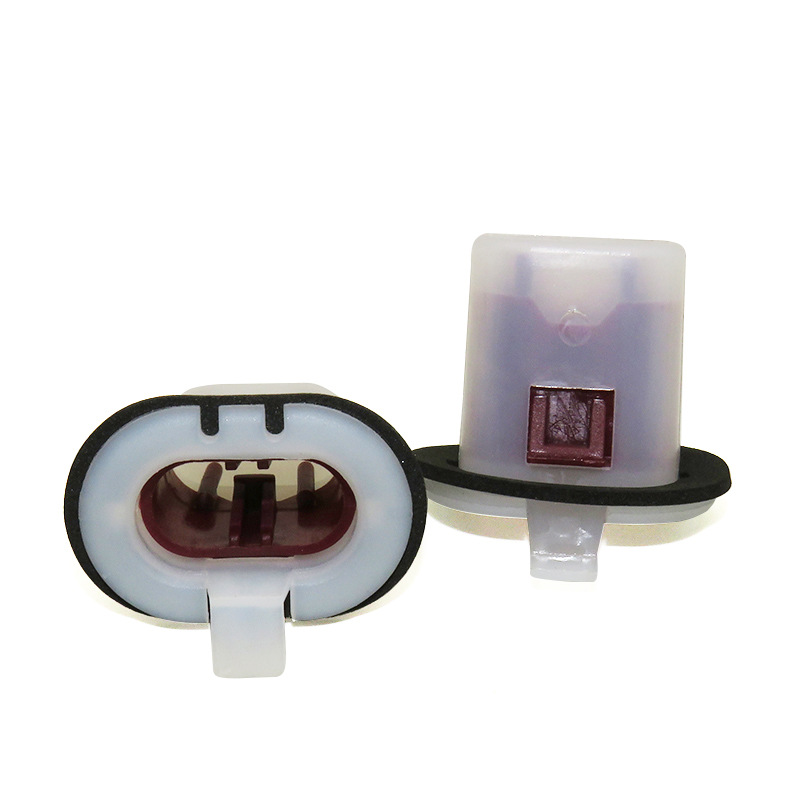 适用颐达骐达骊威轩逸蓝鸟逍客奇骏阳光劲客后座椅卡扣固定卡子-阿里巴巴