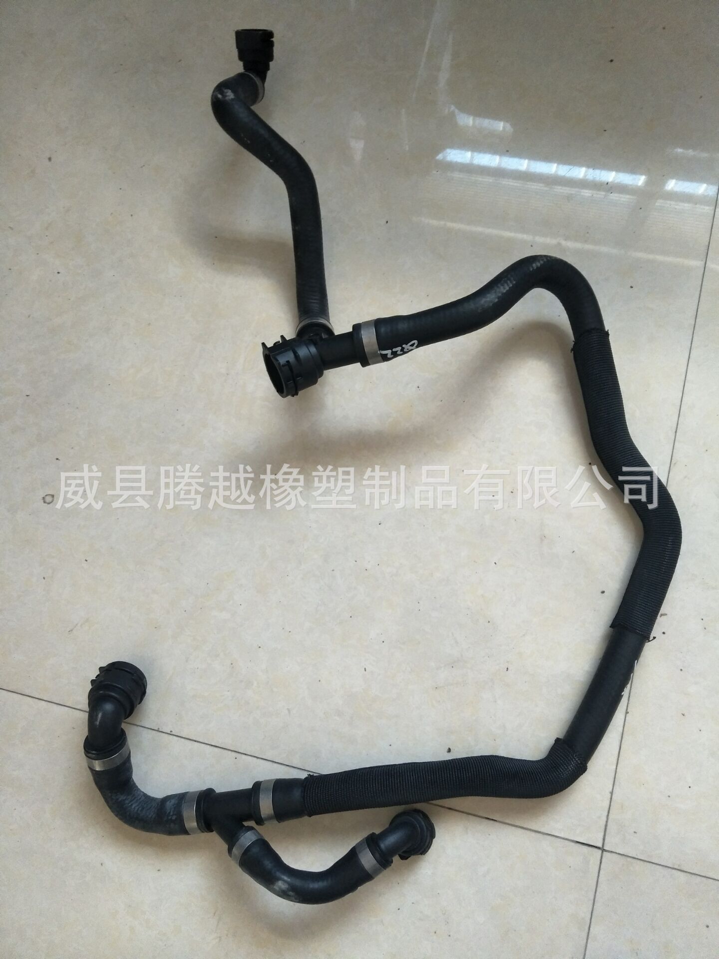 11537584630.8200053030奔宝驰马散热器水管德系车水管通风管-阿里巴巴