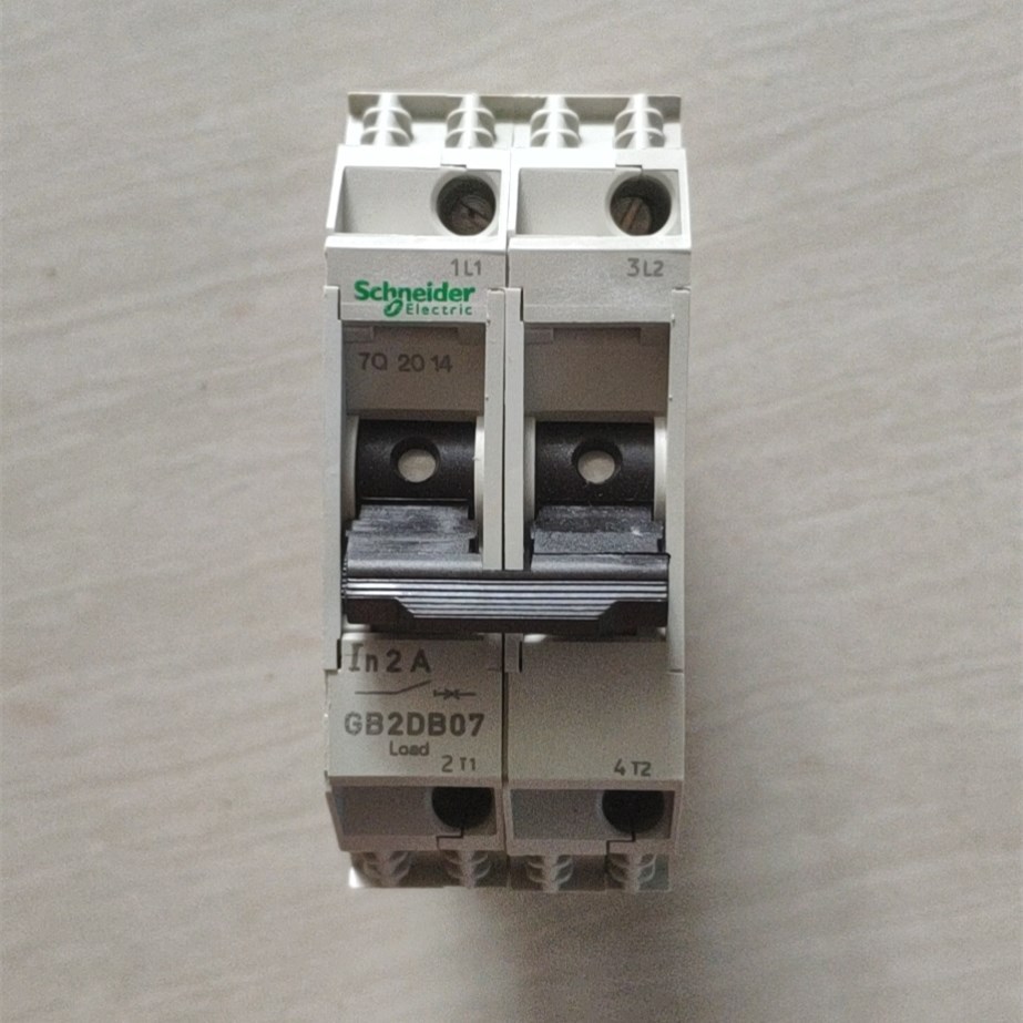 GB2CD10 全新国外供3C断路器GB2CB05 GB2CD05/GB2CB05 GB2DB07-阿里巴巴