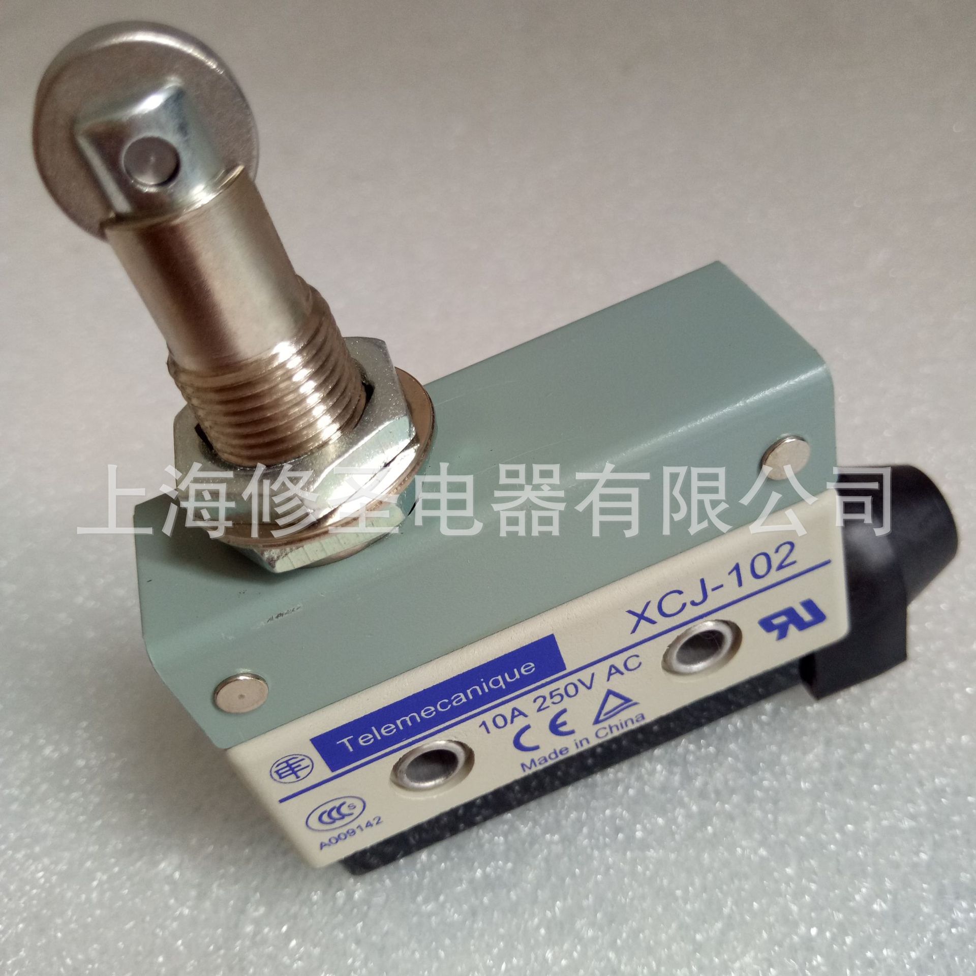 原装实物图微动开关XCJ103C钢滚轮直动式限位开关XCJ102C特价优惠-阿里巴巴