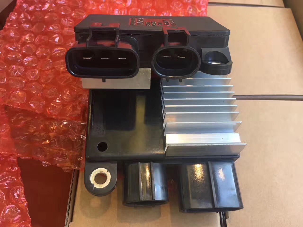 8925712020专供跨进电商-卡罗拉/普锐斯/风扇控制模块89257-12020-阿里巴巴