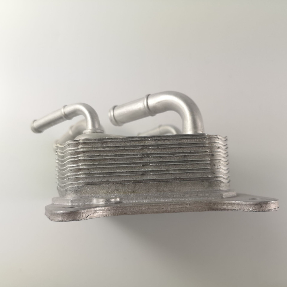 机油冷却器 机油散热器 21606-3VXOA 21606-28X0B 21606-3VX0A-阿里巴巴