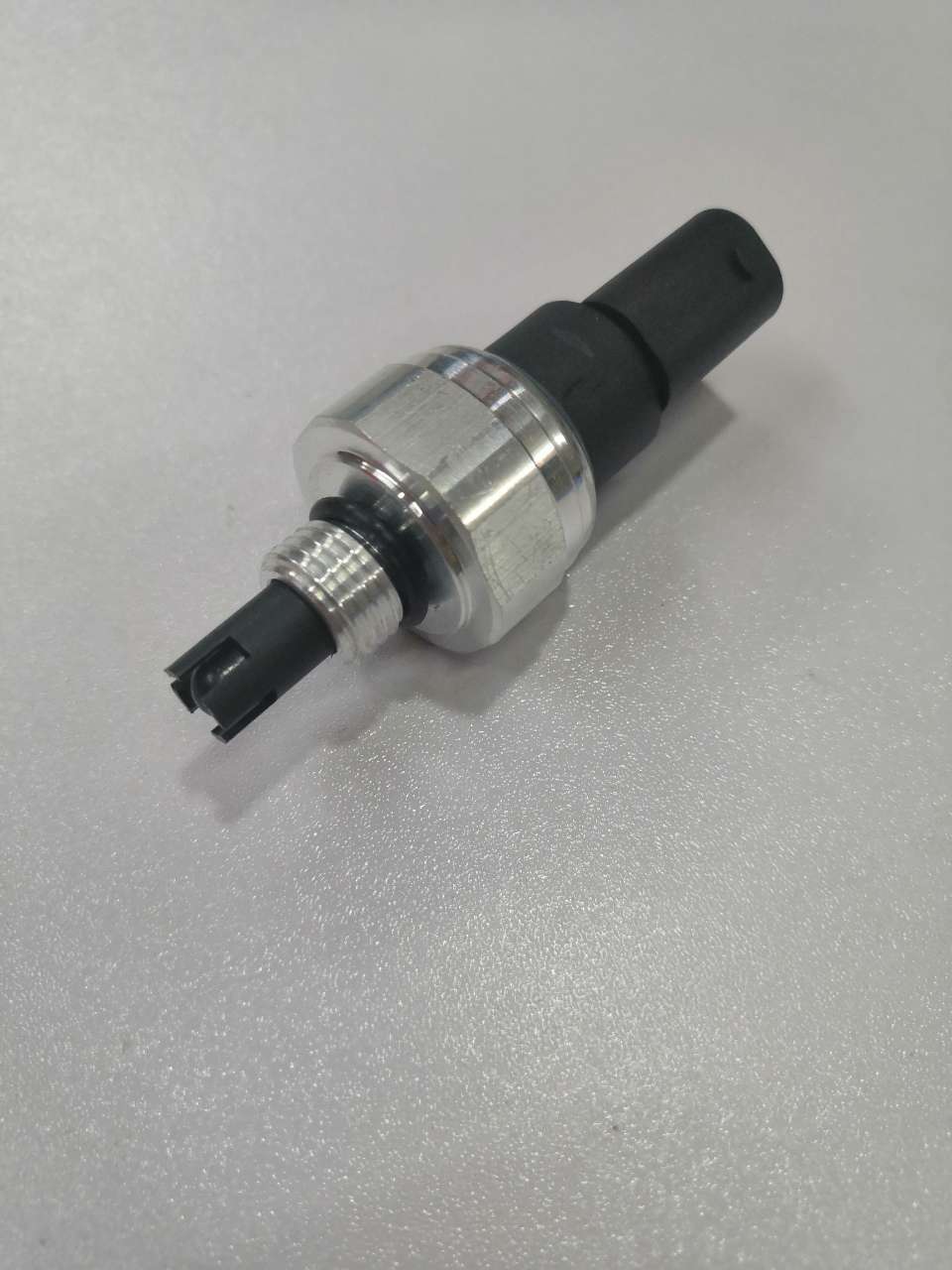 适用于梅塞德斯-奔驰VALEO 空调压力传感器2038211592汽车传感器-阿里巴巴