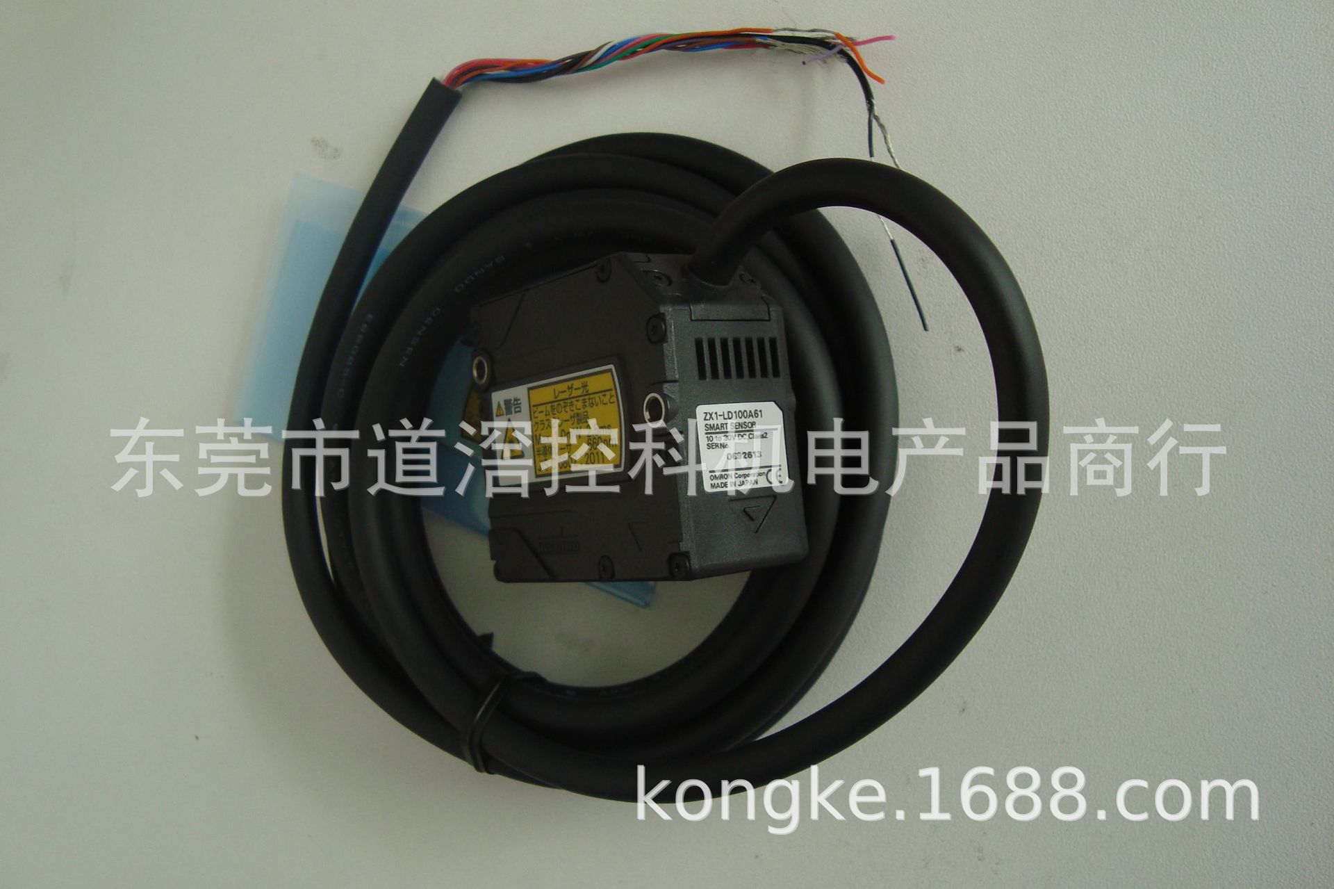 ZX1-LD100A81 2M 欧姆龙OMRON位移传感器-阿里巴巴