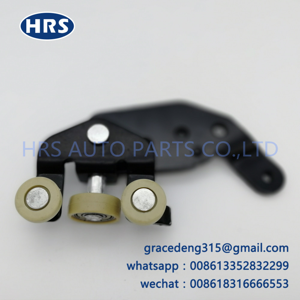 68350-26080适用于丰田2005年大金杯海狮中门下锁块滑块其他车身-阿里巴巴