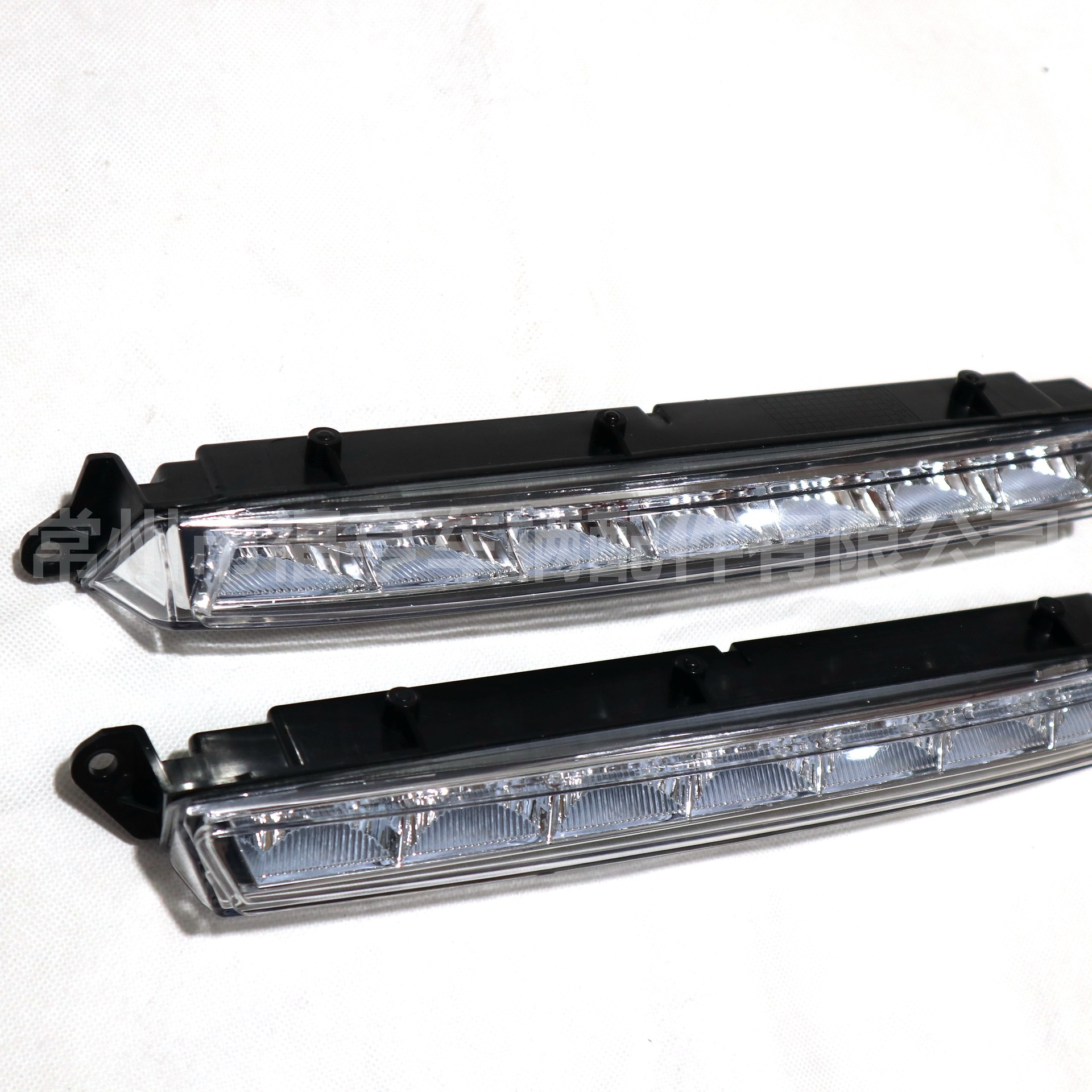 适用于W164GL320 GL350 汽车前杠防雾灯LED日行灯1649060351/0451-阿里巴巴