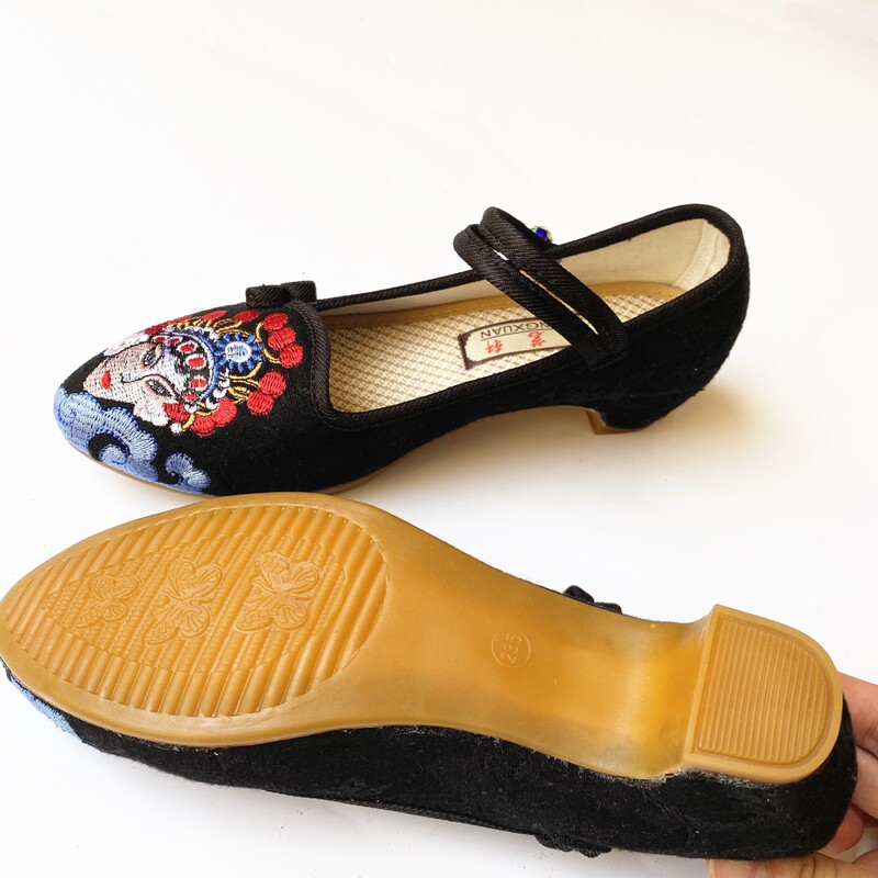 Chinese folk dance shoes hanfu qipao tang suit flat shoesold Beijing ...