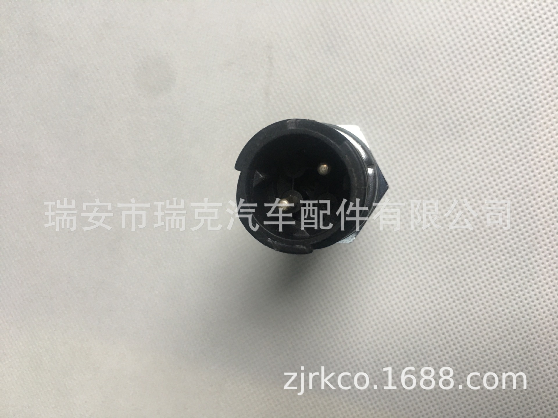 源头工厂生产位移传感器A0125424217 A 012 542 42 17 0125424217-阿里巴巴