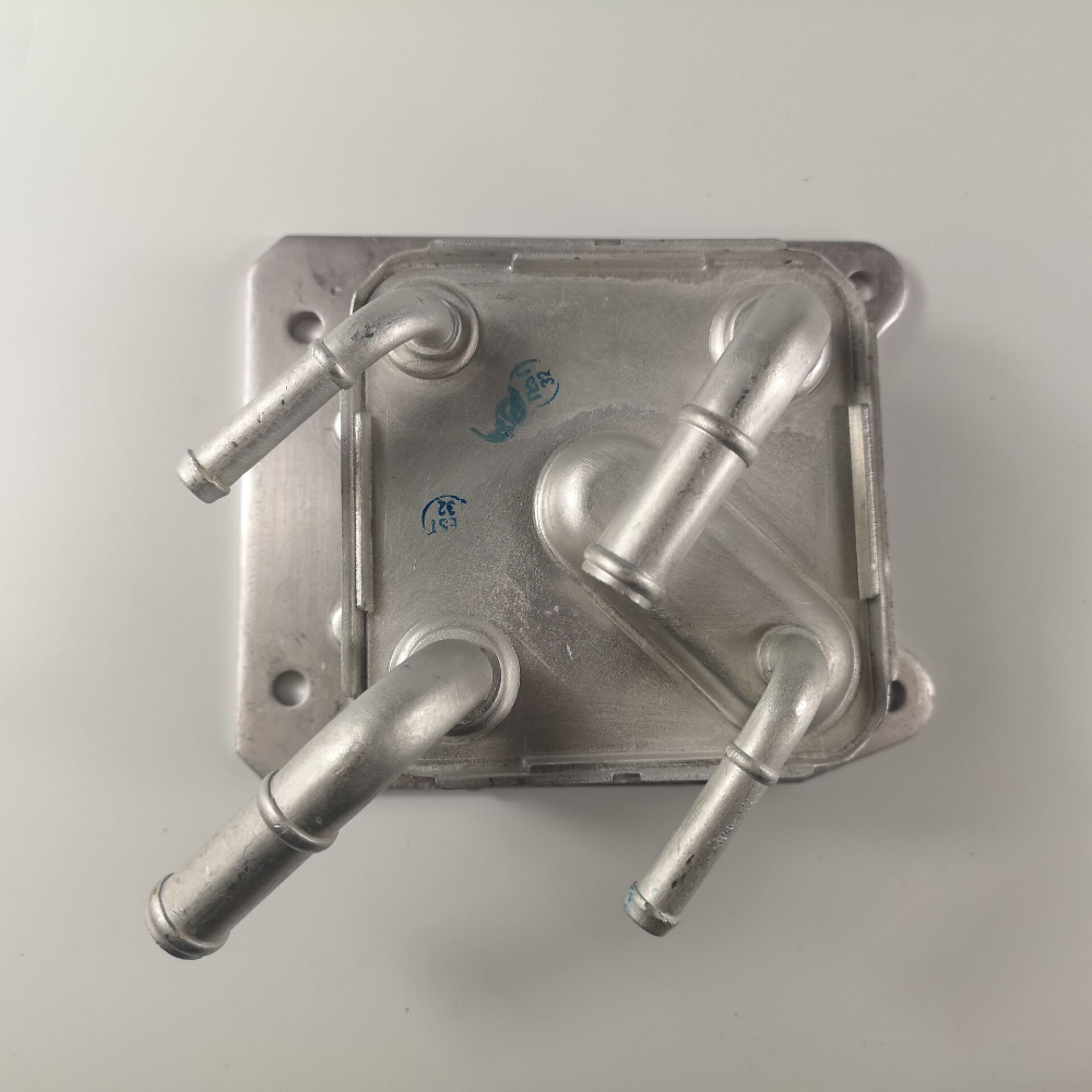 机油冷却器 机油散热器 21606-3VXOA 21606-28X0B 21606-3VX0A-阿里巴巴