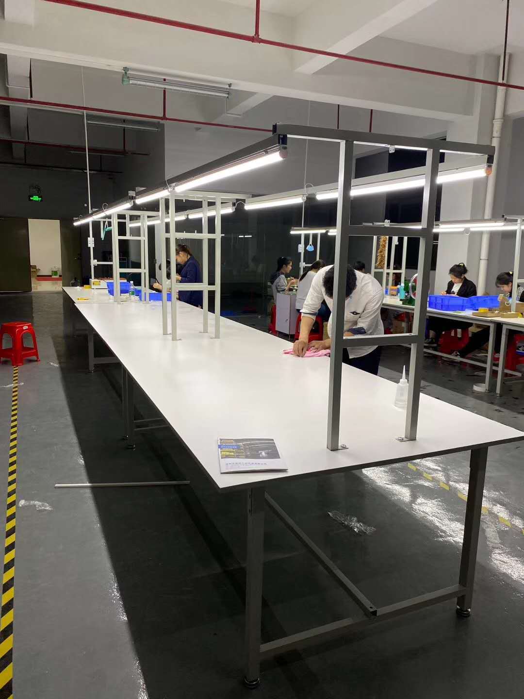 厂家供应防静电工作台工作桌流水线操作台 车间生产线打包台定制-阿里巴巴